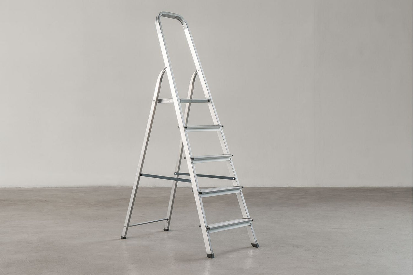 Practo Heavy Duty Storage Box with Lid 35x50x40 cm | Doika